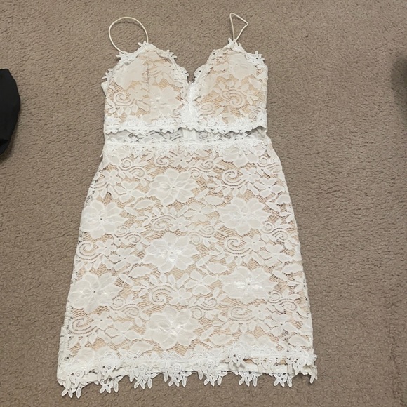 Windsor | Dresses | Windsor White Lace Mini Dress | Poshmark